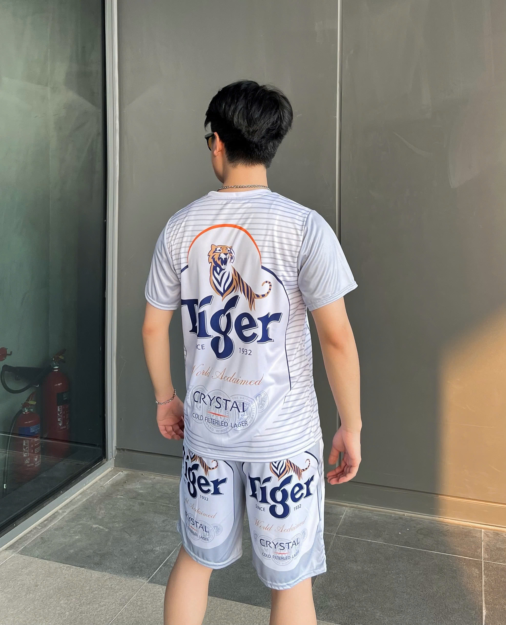 Bộ thể thao nam nữ TIGER BẠC áo tay ngắn quần short dáng rộng thời ...