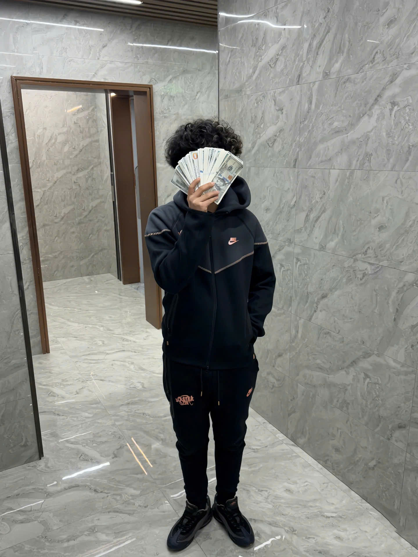 ⚡️[Mirror Quality] - Set Quần Áo Sportswear Tech Fleece x Central Cee ...