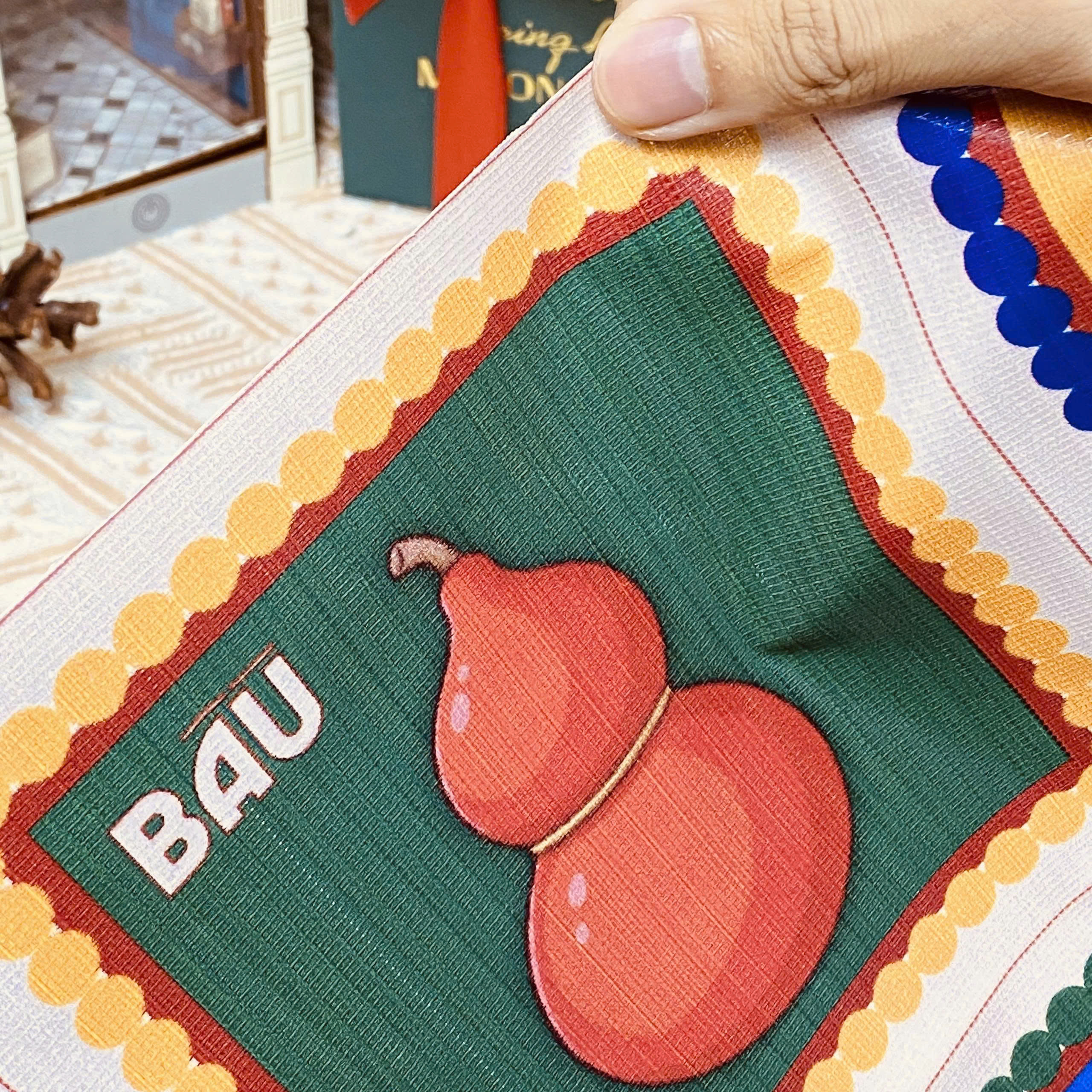 Bộ Bầu Cua Tôm Cá (Hột Gỗ) bàn BẠT Siêu Bền 49.5cm x 33cm và 3 xúc xắc ...
