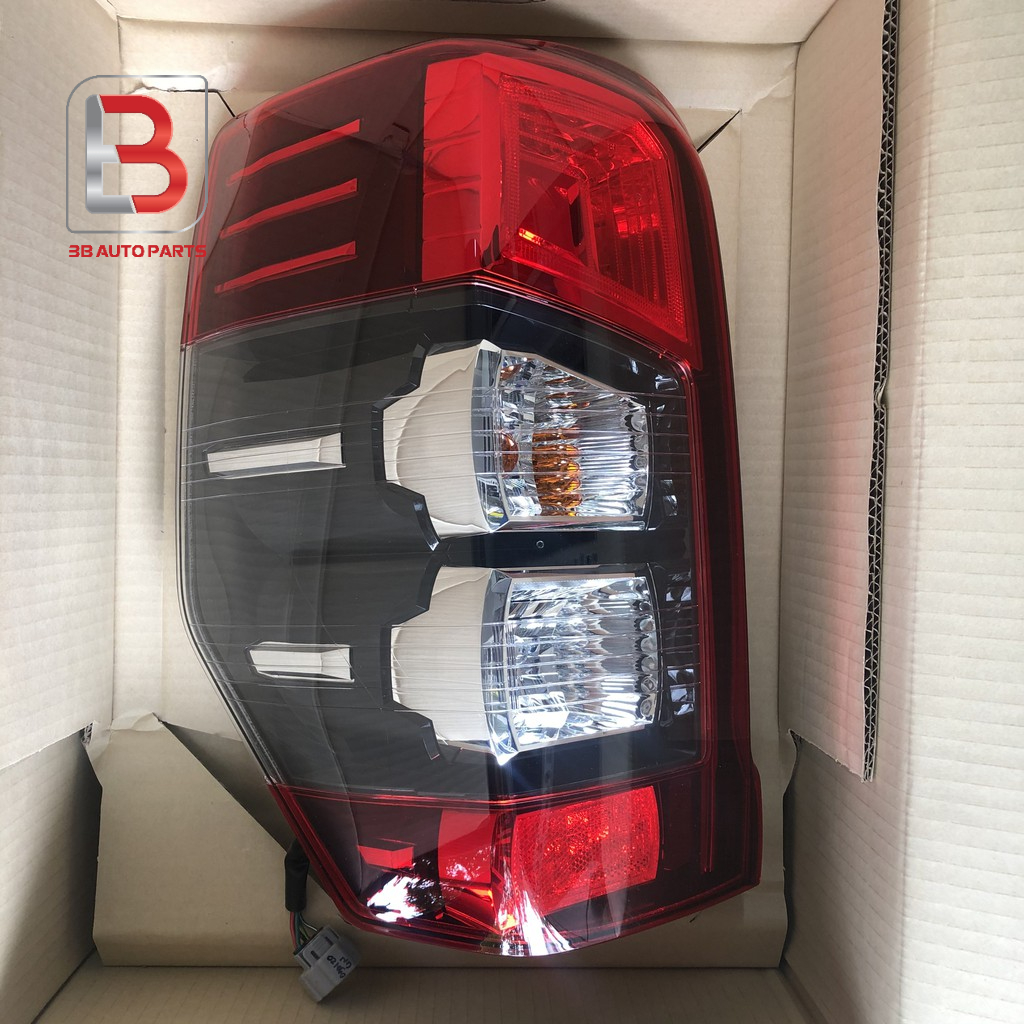Đèn hậu ( đèn lái sau ) Mitsubishi Triton 2019-2020 chính hãng MSP ...