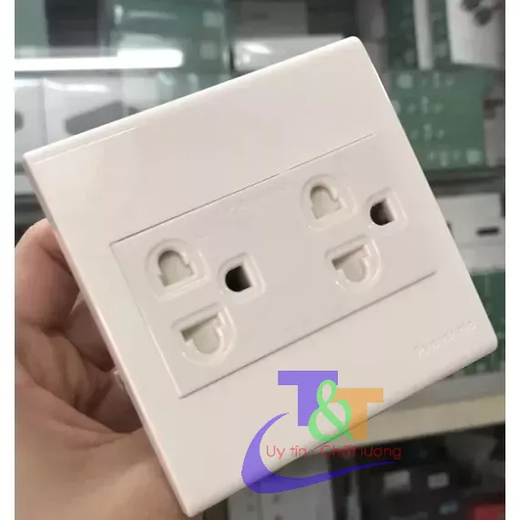 Ổ cắm điện đôi 3 chấu vuông Panasonic WEV1582SW | Shopee Việt Nam