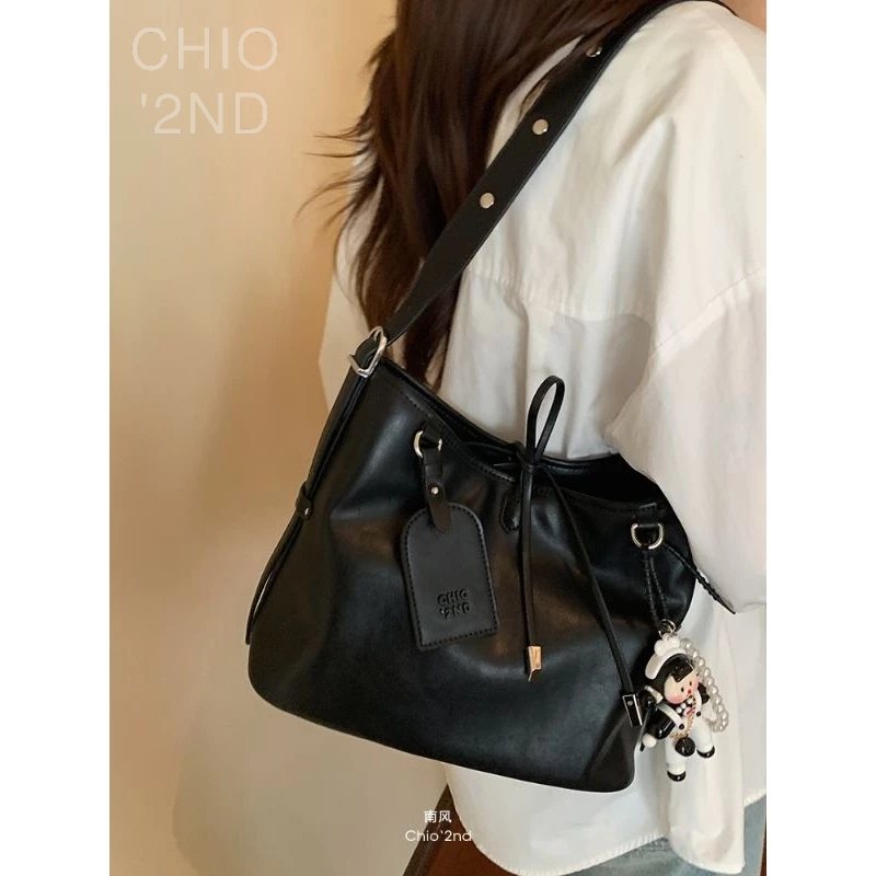 Túi CHIO2ND Chính hãng - CO2521407 | Shopee Việt Nam