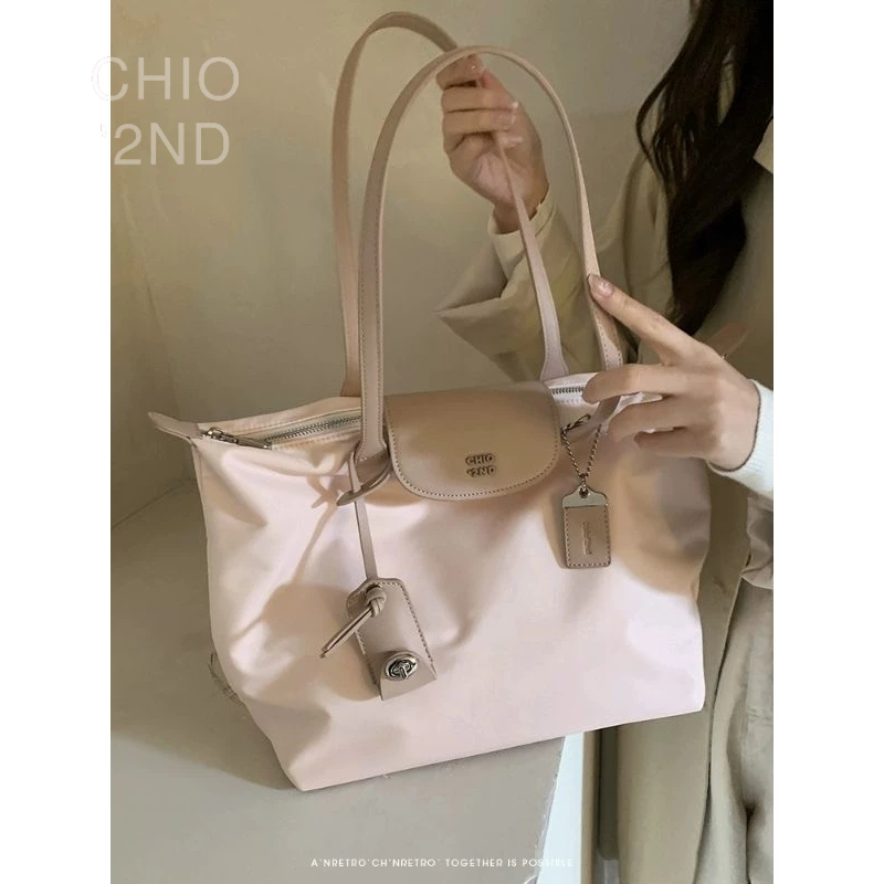 Túi CHIO2ND Chính hãng - CO15402 | Shopee Việt Nam