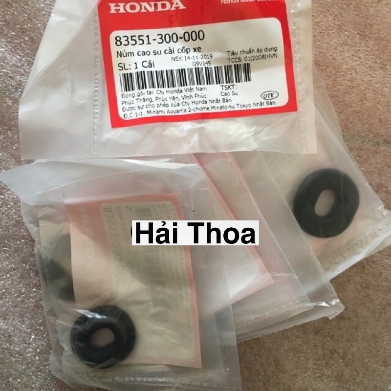 Cao su giữ cốp Dream/wave ( 1 cái ) Honda (83551300000) | Shopee Việt Nam