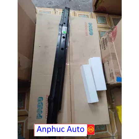 Bệ đỡ két nước Mitsubishi Xpander #Mitsubishi 5256C305 (Cái) | Shopee ...