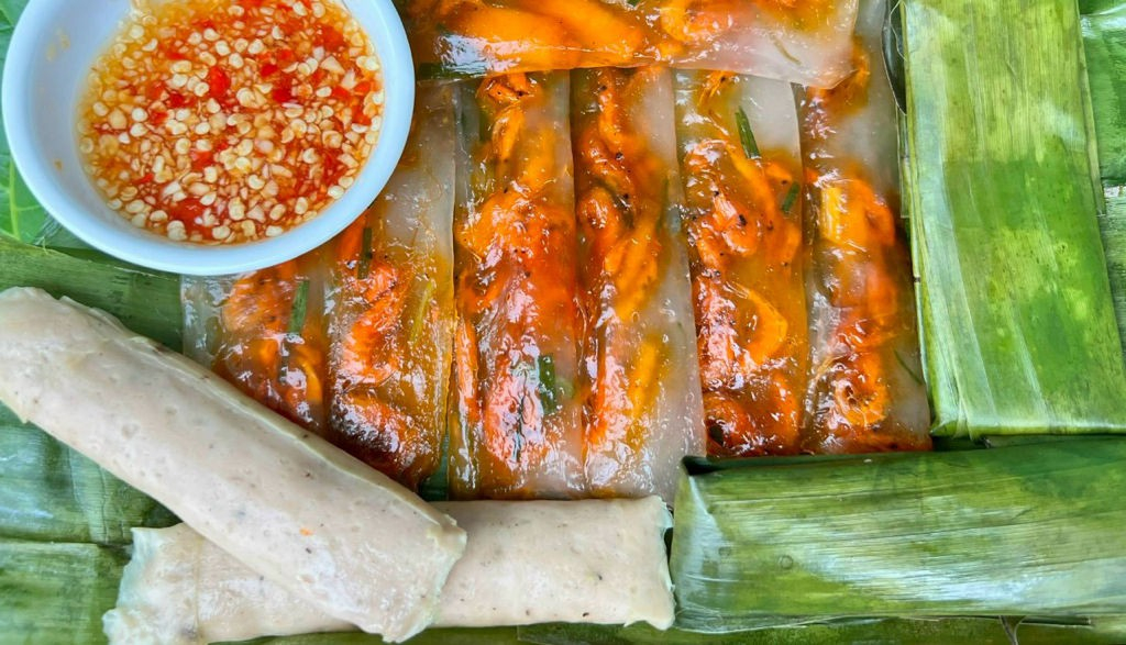 Bánh Lọc - Bún Mắm Nêm Nếp Nàng Sam ở Quận Tân Phú, TP. HCM | Video ...