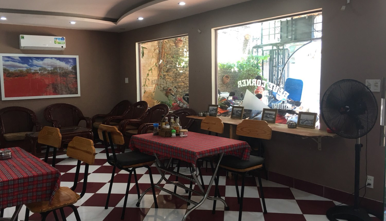 Blue Corner - Restaurant & Cafe ở Tp. Vũng Tàu, Vũng Tàu | Foody.vn