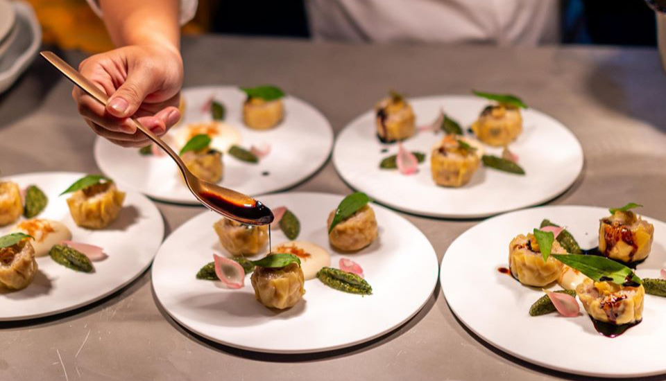 The Monkey Gallery Dessert Bar & Dining ở Quận 1, TP. HCM | Album ảnh ...