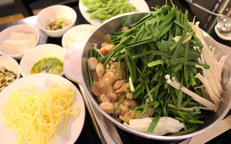 Lẩu Lòng Bò Nhật Bản - Motsunabe Rakutenchi - Lê Thánh Tôn ở Quận 1, TP ...