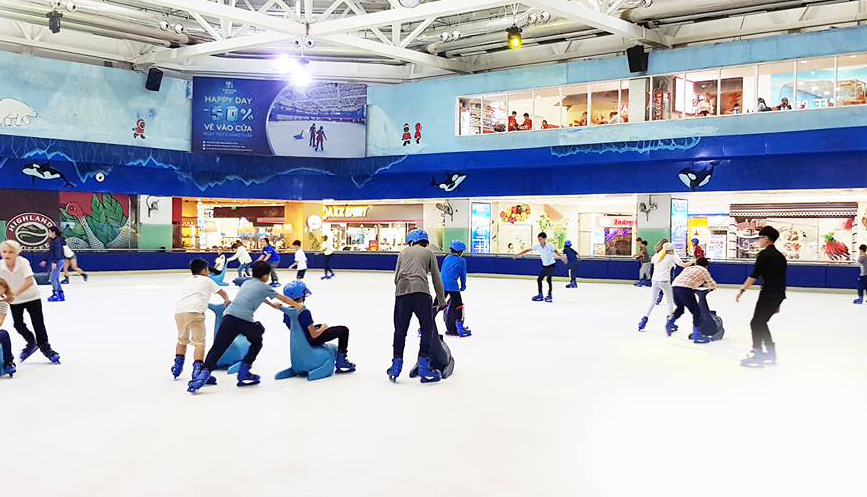 Vincom Ice Rink - Vincom Landmark 81 ở Quận Bình Thạnh, TP. HCM | Album ...