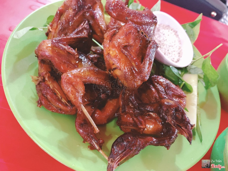 Cô Năm - Cút Chiên Bơ ở Quận 10, TP. HCM | Foody.vn