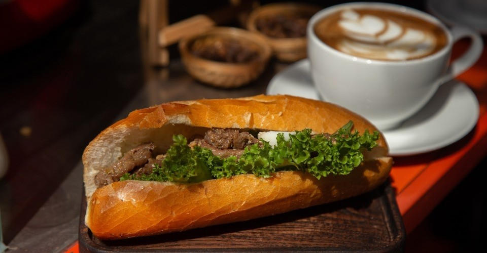 The Moving Bread & Coffee - Lê Văn Duyệt ở Quận Bình Thạnh, TP. HCM ...