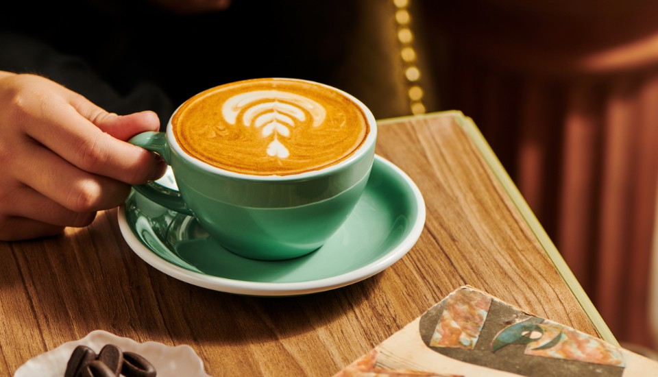 Bibli Library Cafe - Quán Cà Phê Có Thức Ăn - 42/5 Hồ Hảo Hớn ở Quận 1 ...