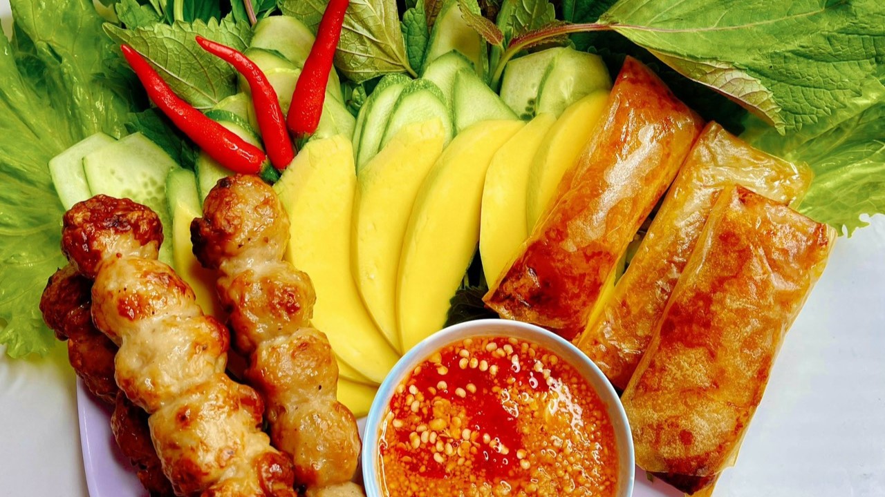 Chả Lụi & Nem Nướng - LaGi ở Tp. Thủ Đức, TP. HCM | Video | Foody.vn