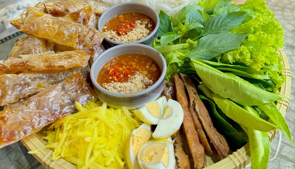Chả Lụi LaGi, Nem Nướng - GOTOFOOD - 156F Trần Thị Trọng ở Quận Tân ...