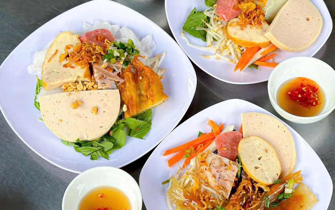 Bánh Ướt Chả Lụa & Bánh Mì Sandwich - Phan Trung ở Thành Phố Biên Hòa ...