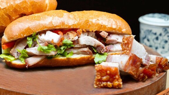 Bánh Mì Heo Nướng Lu Thuận Thảo - 26B Chu Văn An ở Quận Hải Châu, Đà Nẵng | Foody.vn