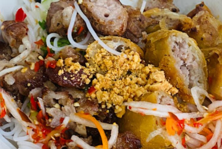Bánh Xèo Bún Thịt Nướng Miếu Nổi ở Quận Phú Nhuận, TP. HCM | Menu Thực ...
