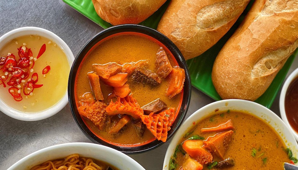 Quán Cơm Dolphin ở Quận 7, TP. HCM | Foody.vn