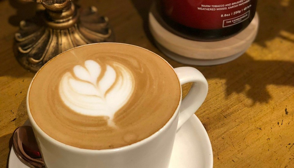 The Lanes Café - Coffee, Tea & Cakes - Hoàng Công Chất ở Quận Bắc Từ ...