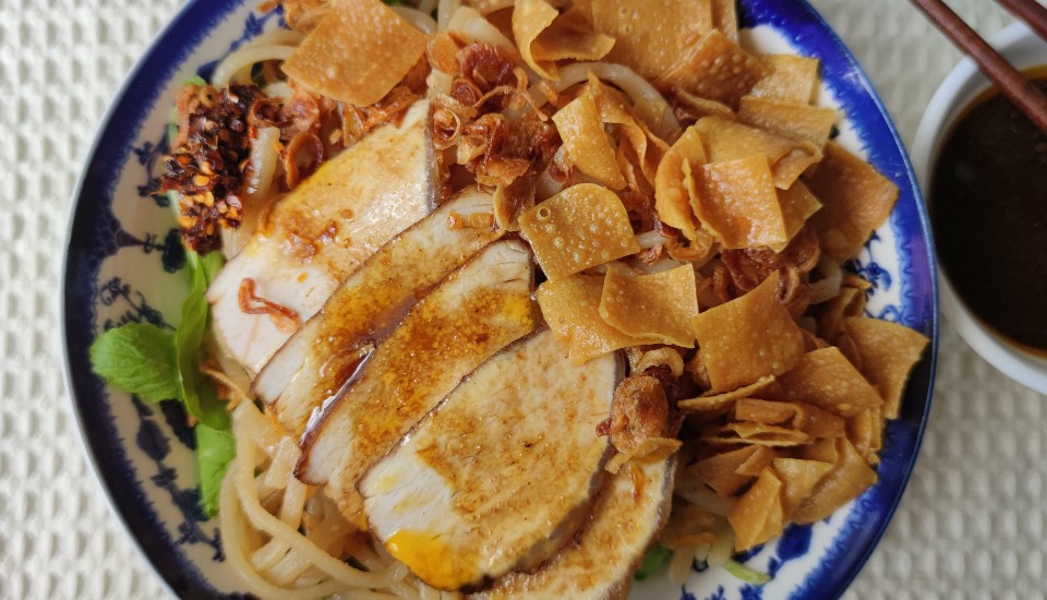 Cô Ba Ân - Cao Lầu & Bún Thịt Nướng ở Quận 10, TP. HCM | Foody.vn