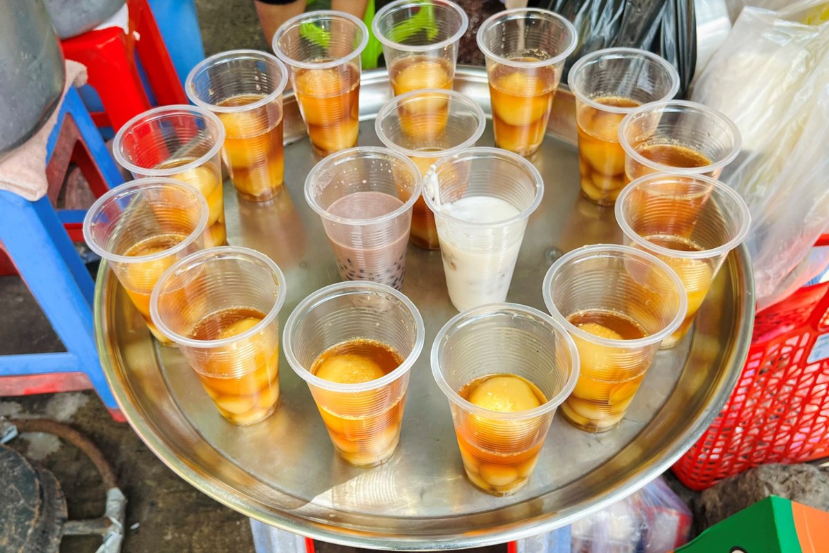 Chè Cô Cúc - Chè Xôi Nước, Chè Khoai Môn & Chè Đậu - 58 Nguyễn Du ở ...